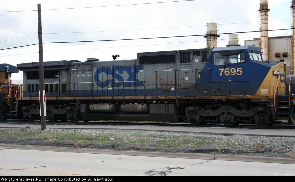 CSX 7695